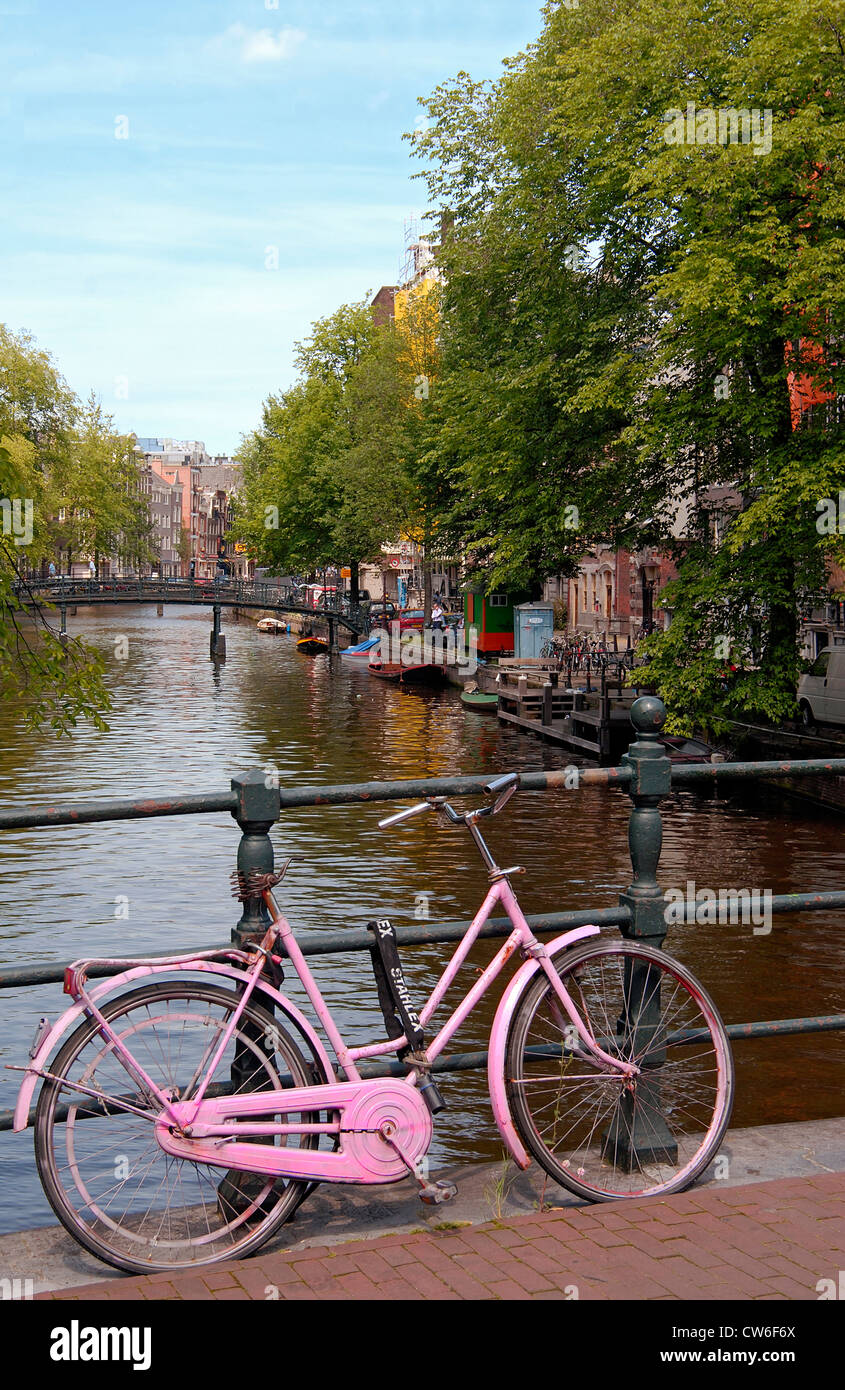 Inner bridge hi-res stock photography and images - Alamy