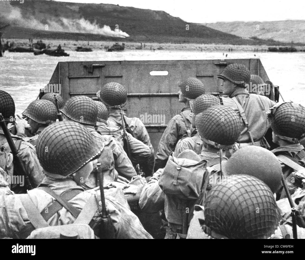 American troops in helmets Black and White Stock Photos & Images - Alamy