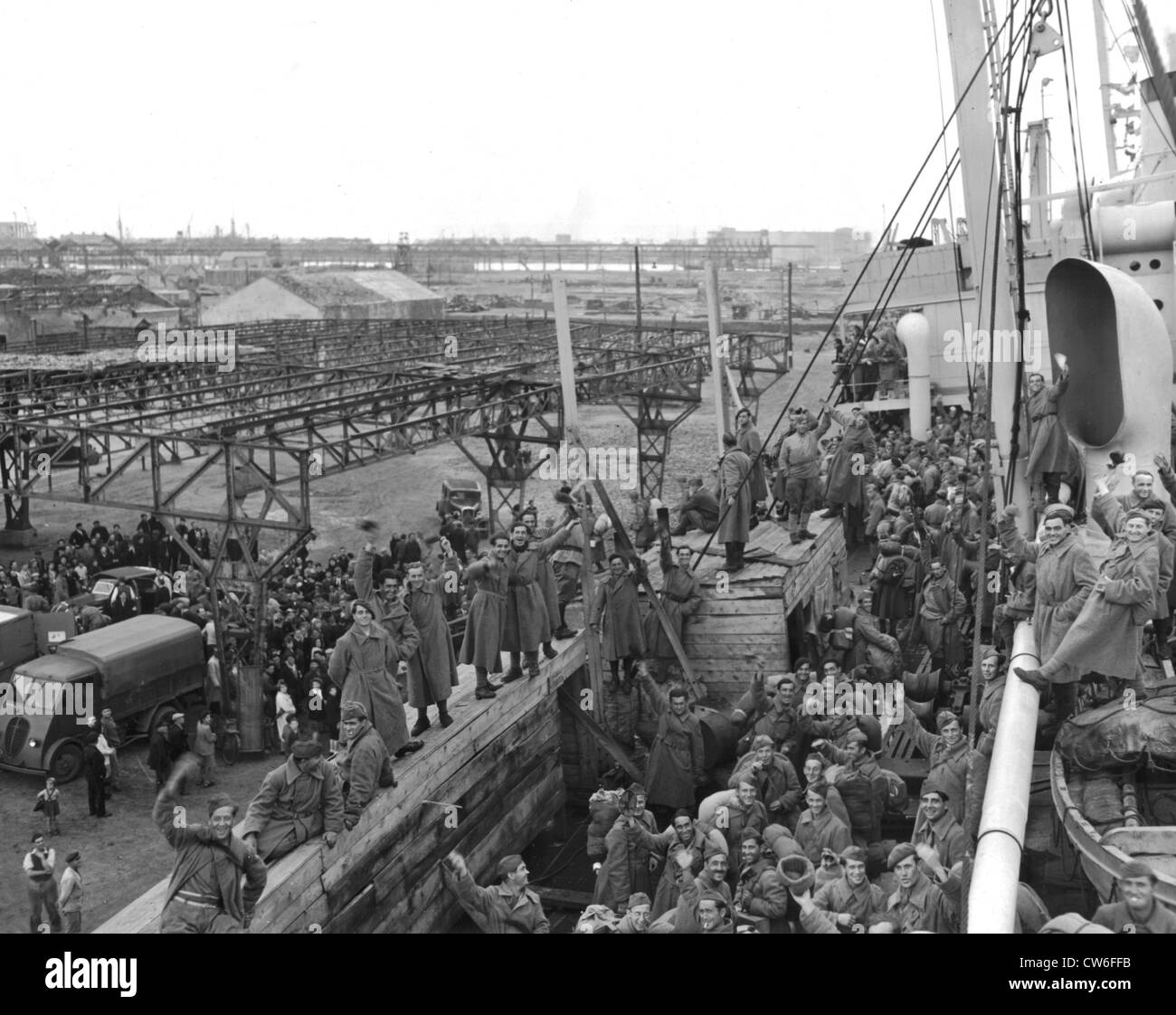 Repatriated French prisoners of War arrive at le Havre harbor ...