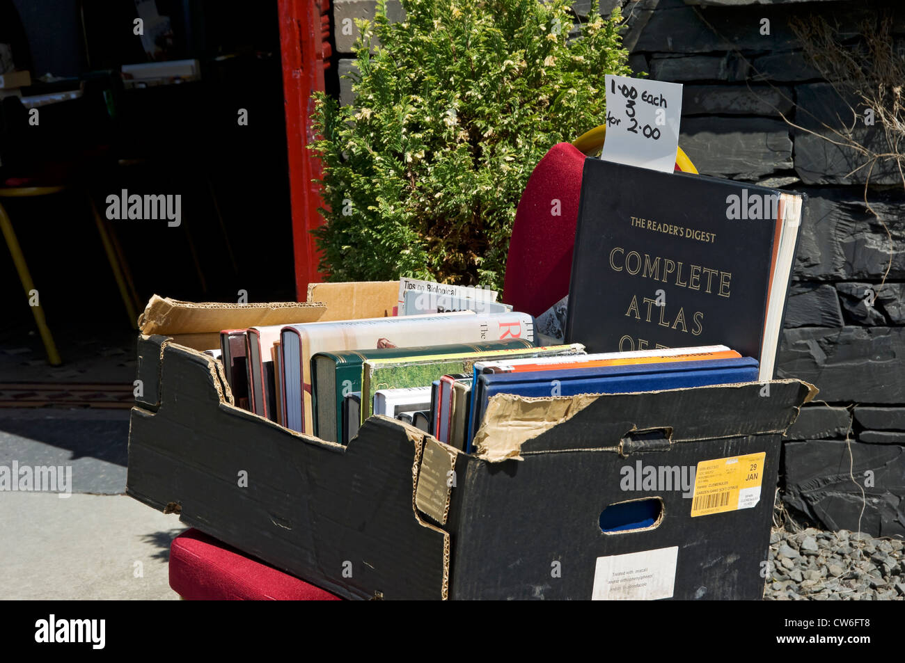 English second language hi-res stock photography and images - Alamy