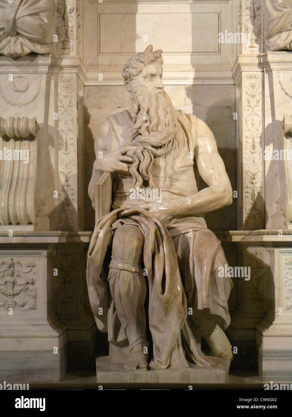Moses statue, San Pietro in Vincoli, Italy, Rome Stock Photo - Alamy
