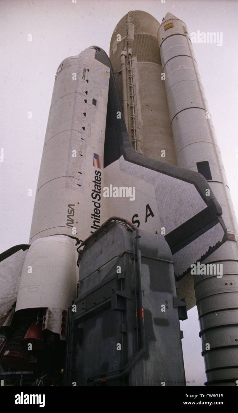 Space shuttle columbia 1981 hi-res stock photography and images - Alamy