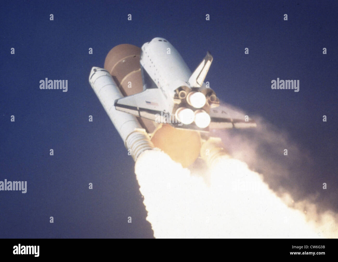 Sts 28 hi-res stock photography and images - Alamy