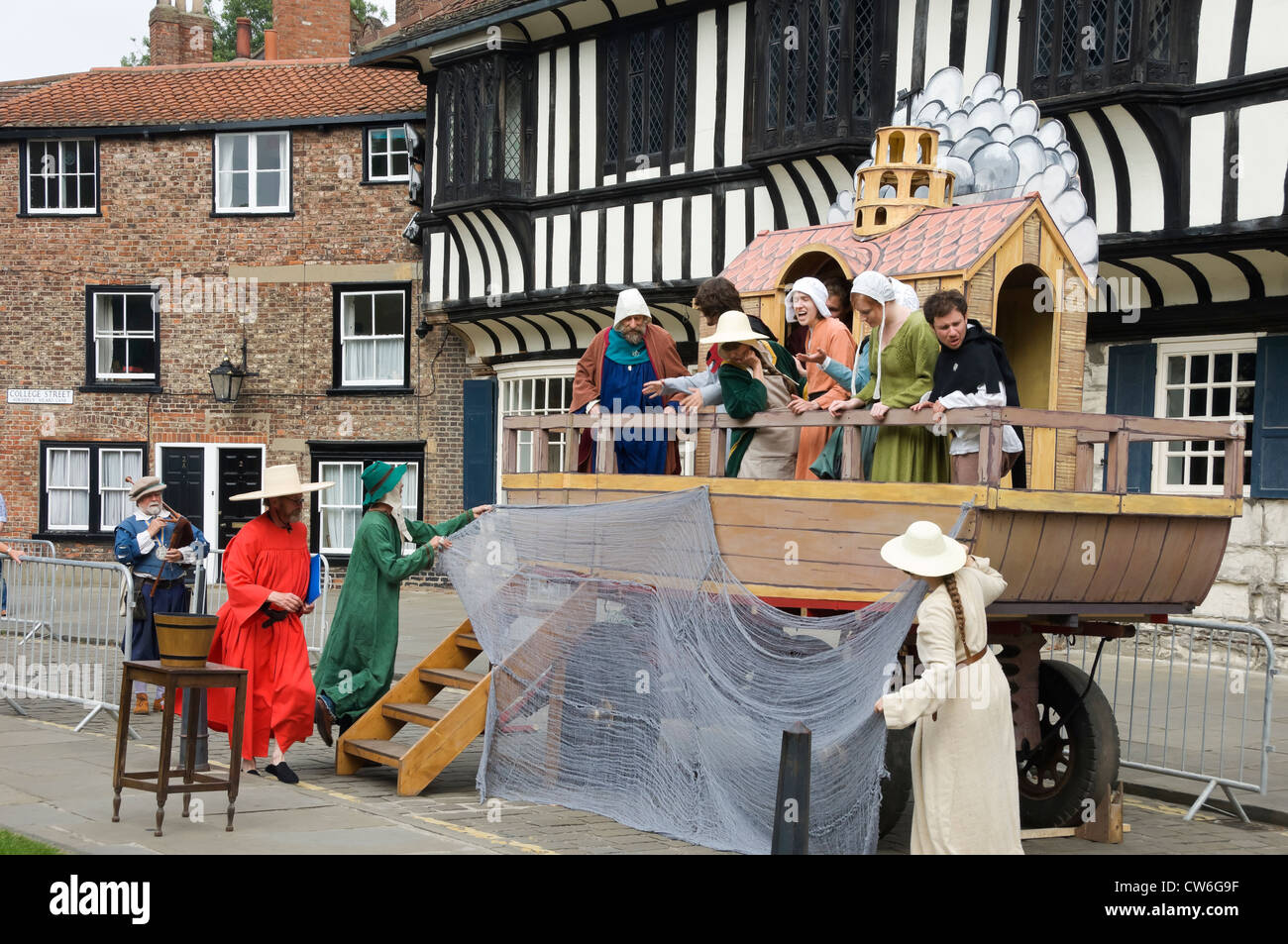 Medieval pageant wagon hi-res stock photography and images - Alamy