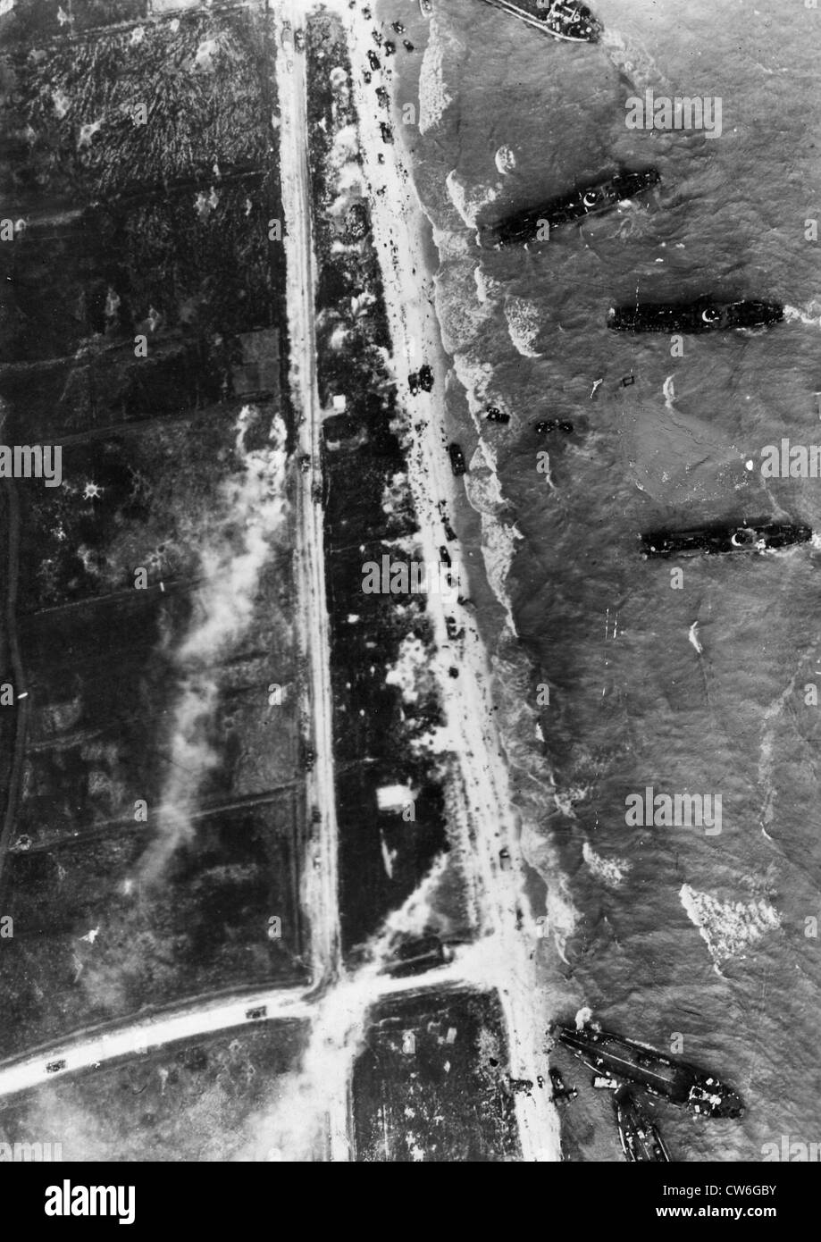 Aerial view of a Normandy landing beach, June 1944 Stock Photo - Alamy