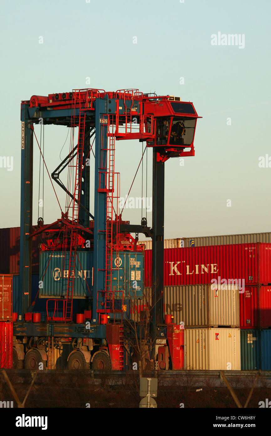 Hamburg, Tollerort Container Terminal Stock Photo - Alamy