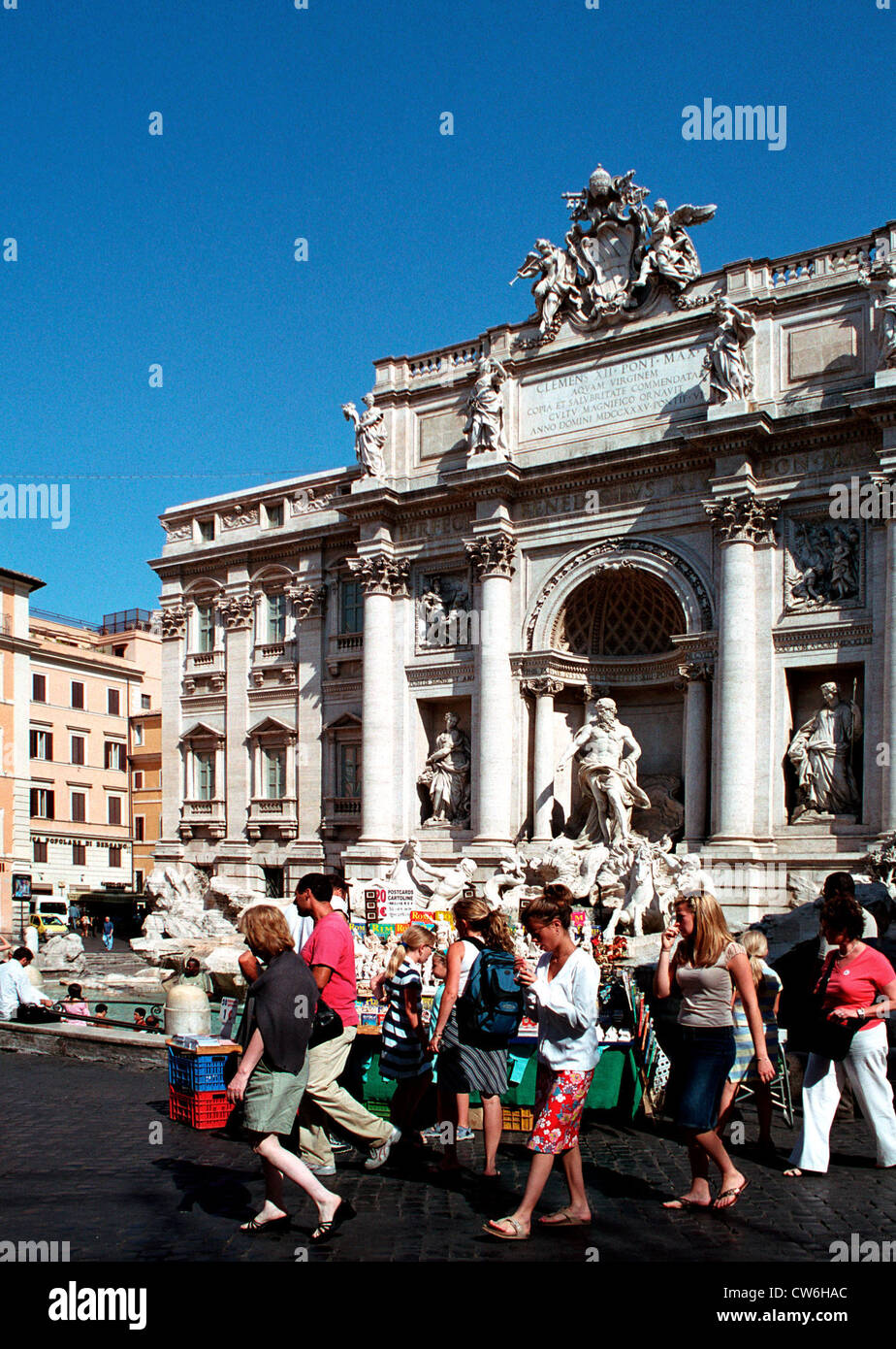 Rome, the Trevi Fountain in Piazza di Trevi Stock Photo - Alamy