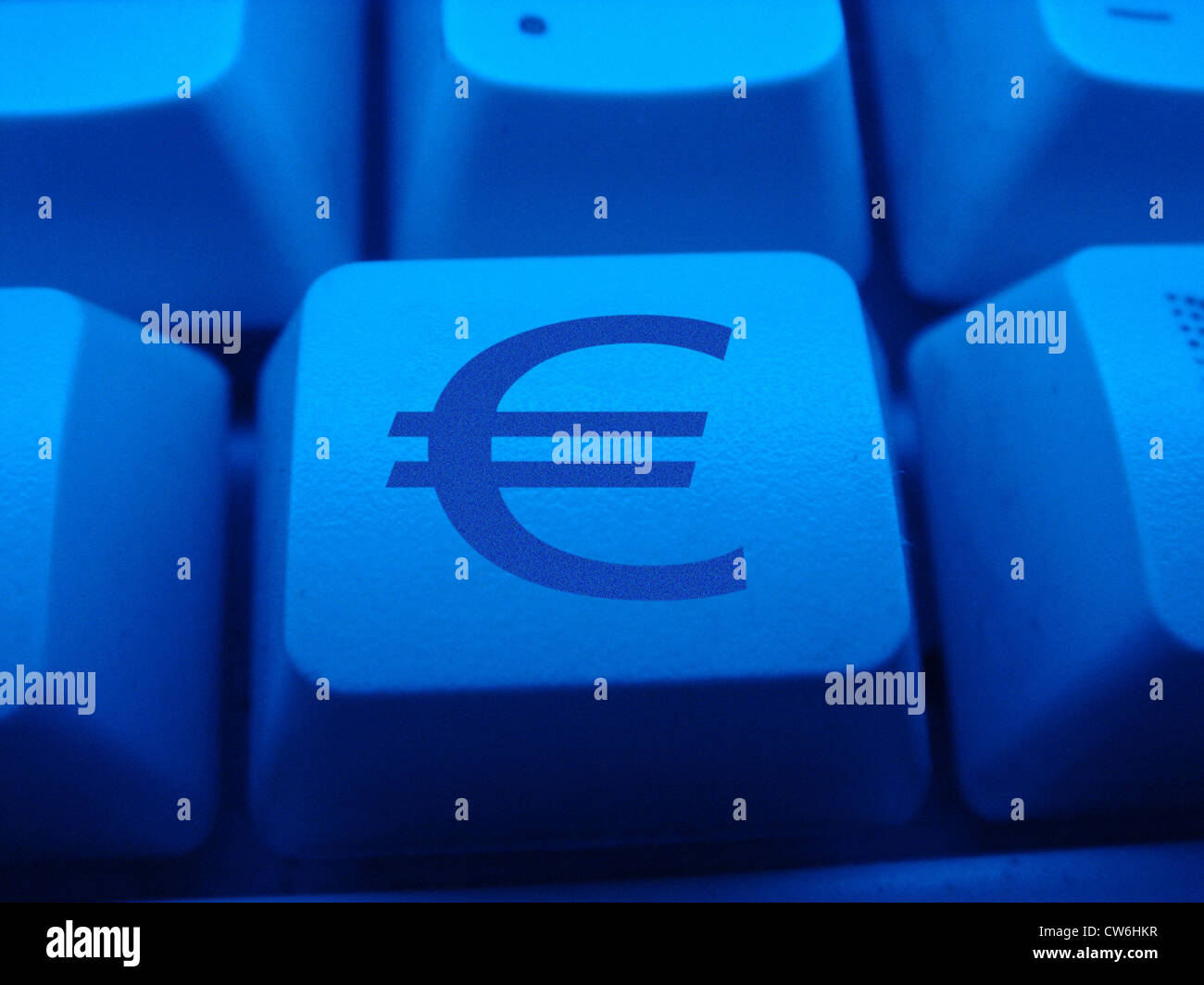 Euro symbolic key hi-res stock photography and images - Alamy