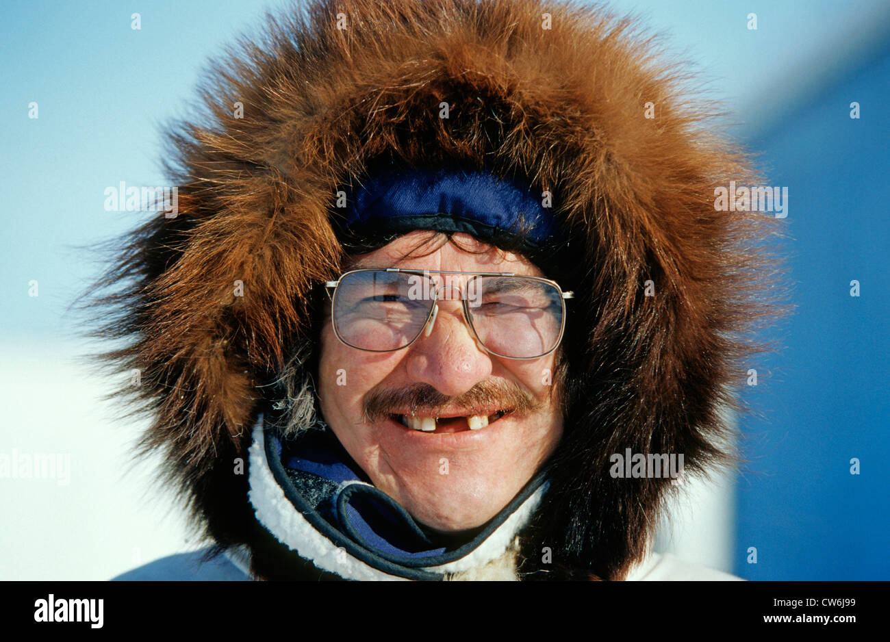 Inuit man laughing hi-res stock photography and images - Alamy