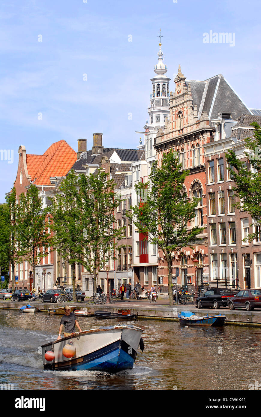 Motor boats hi-res stock photography and images - Alamy