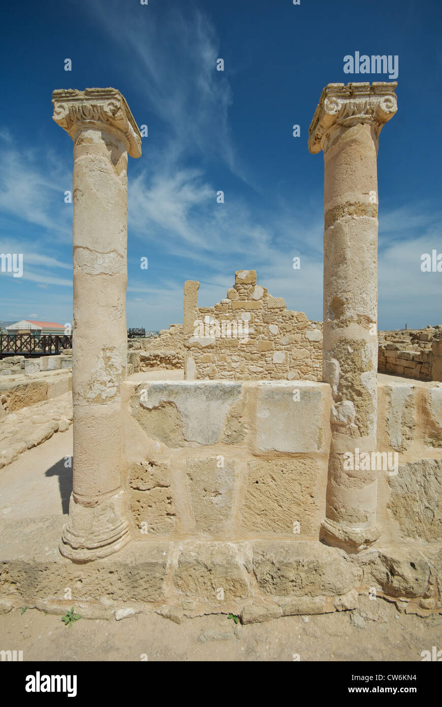 Roman doric columns hi-res stock photography and images - Alamy