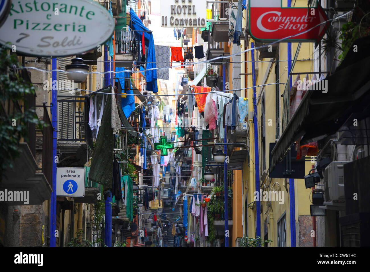 Road traffic signs in italy hi-res stock photography and images - Alamy