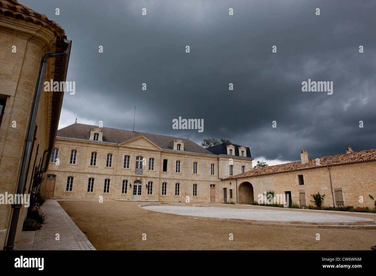 Chateau saint emilion hi-res stock photography and images - Alamy