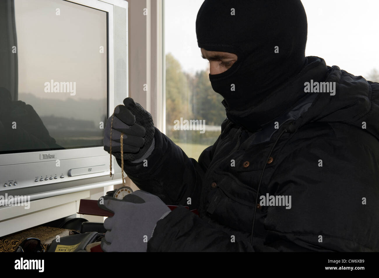 House Break Ins High Resolution Stock Photography and Images - Alamy