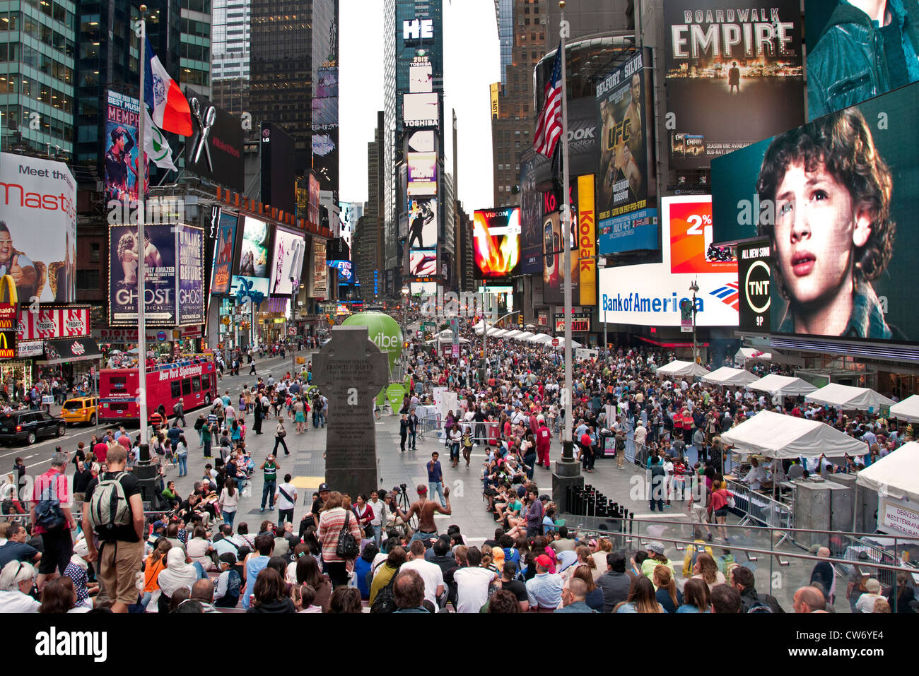 Broadway musical hi-res stock photography and images - Alamy
