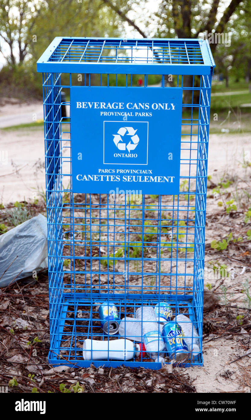 Canadian bin hi-res stock photography and images - Alamy