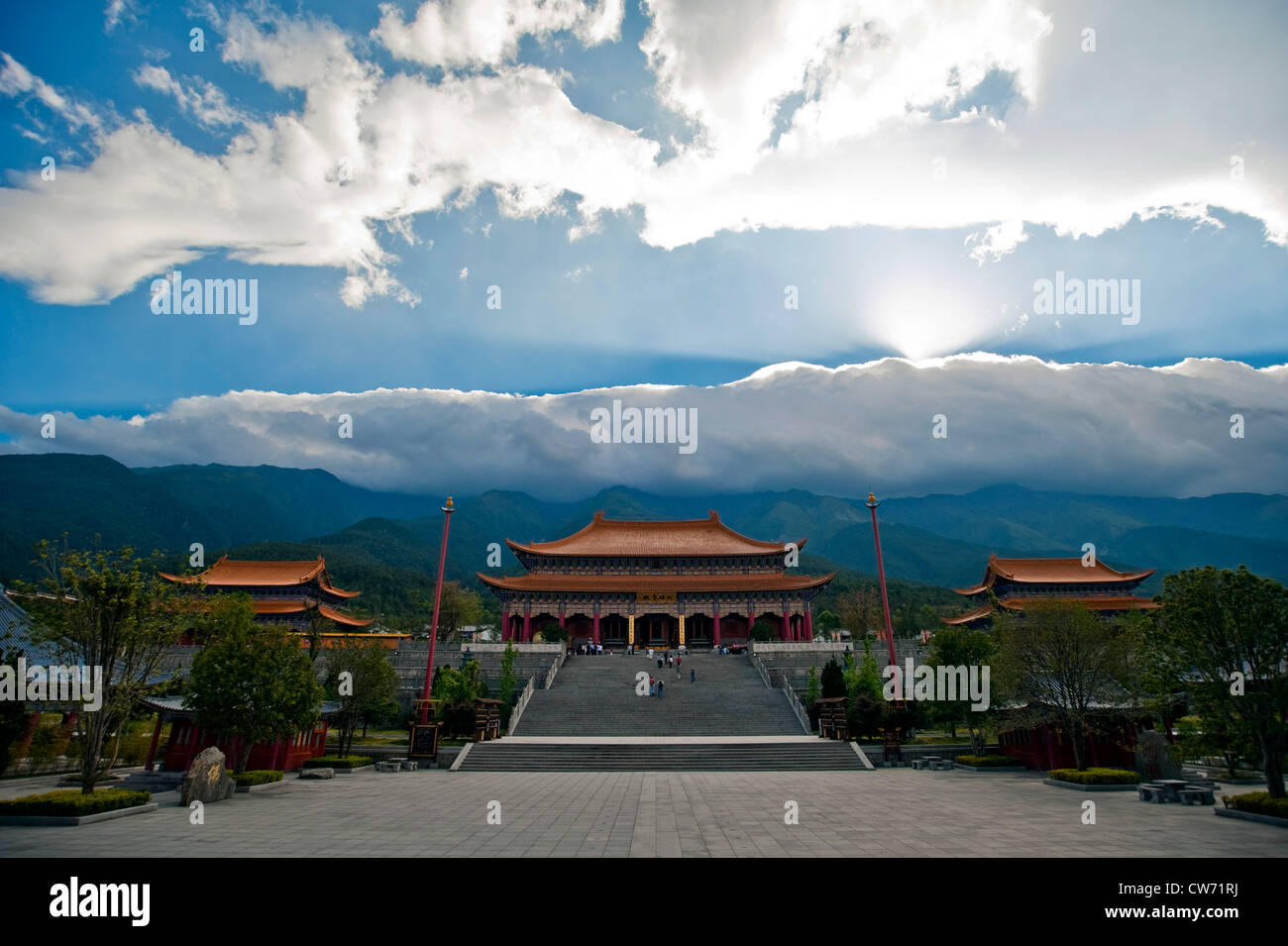 Buddhists temple hi-res stock photography and images - Alamy
