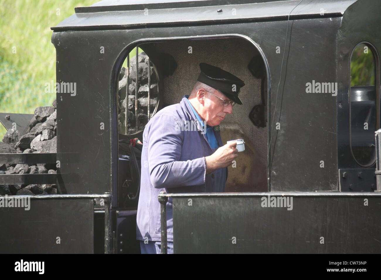 1940s tea troops hi-res stock photography and images - Alamy