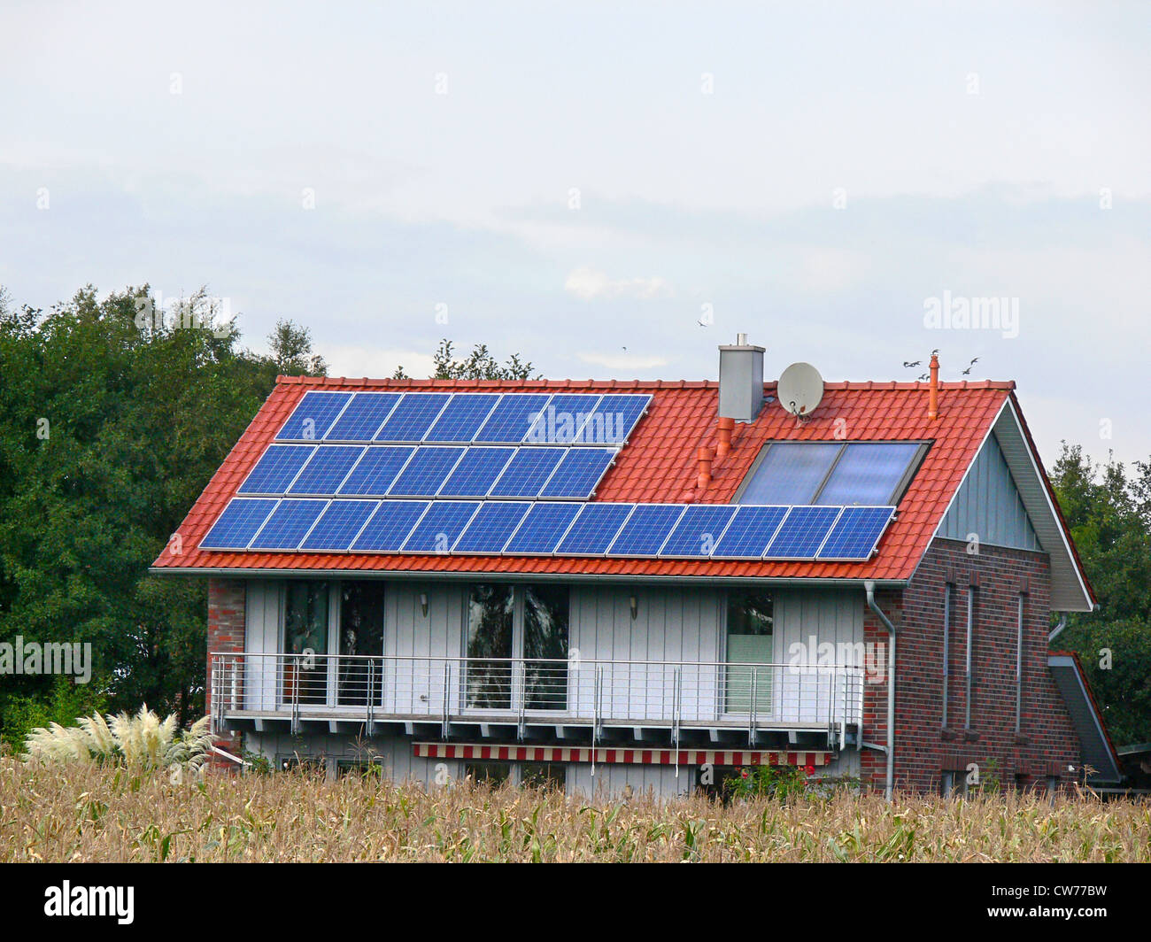 Solar collectors thermal system hi-res stock photography and images - Alamy