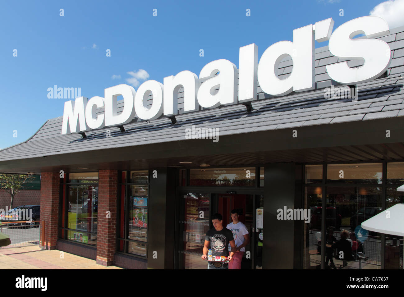 Mcdonalds shop front hi-res stock photography and images - Alamy