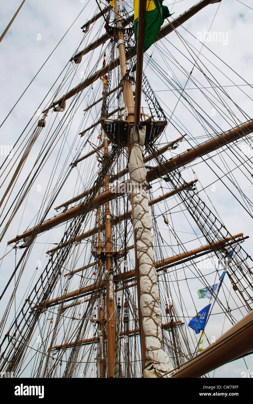 Tall ship rigs hi-res stock photography and images - Alamy