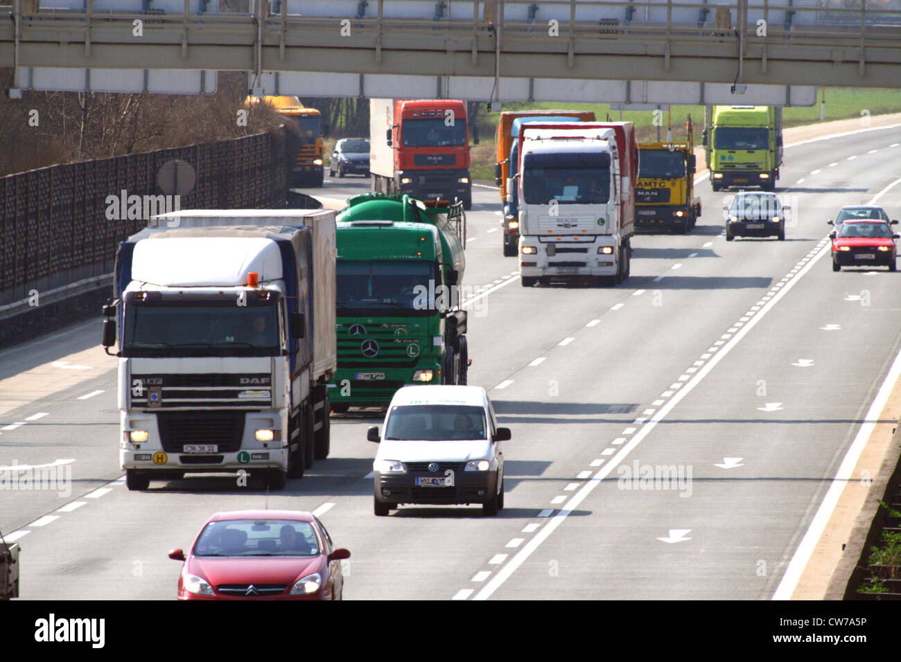 Car pool lane hi-res stock photography and images - Alamy