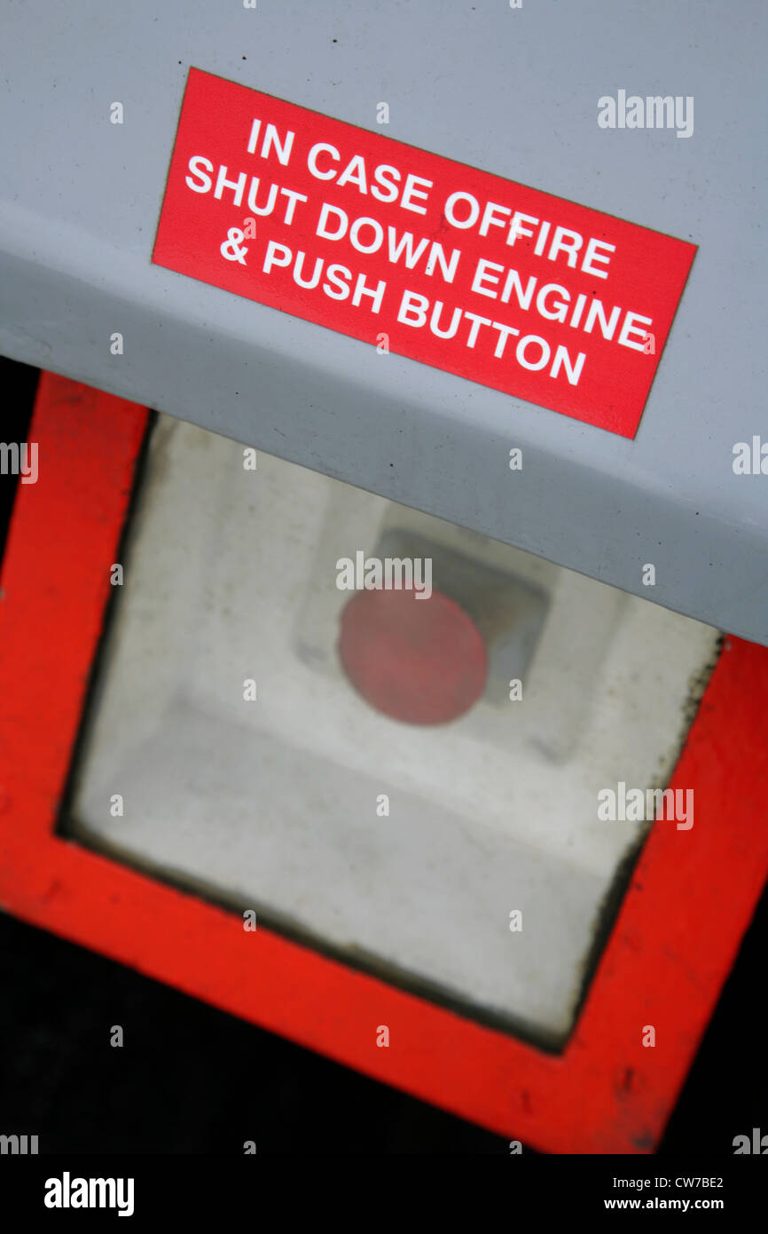 Fire alarm button Stock Photo - Alamy