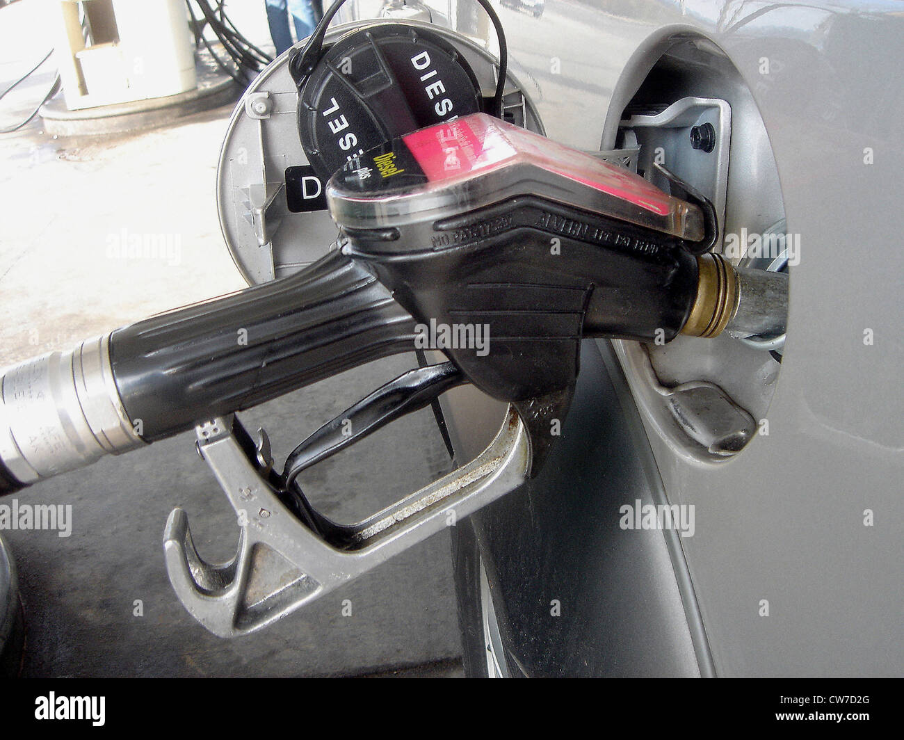 Refuel hi-res stock photography and images - Alamy