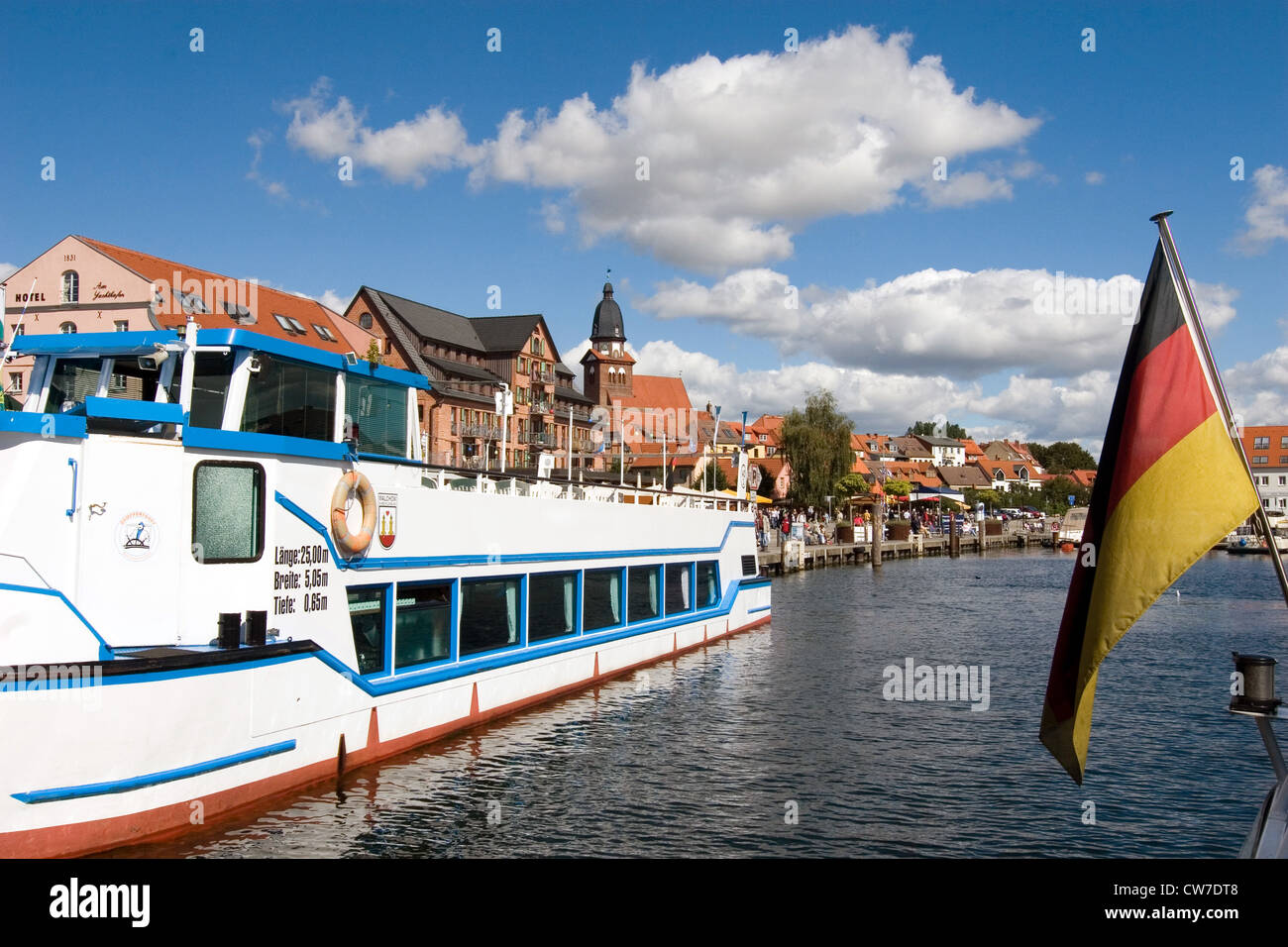 Warener hi-res stock photography and images - Alamy