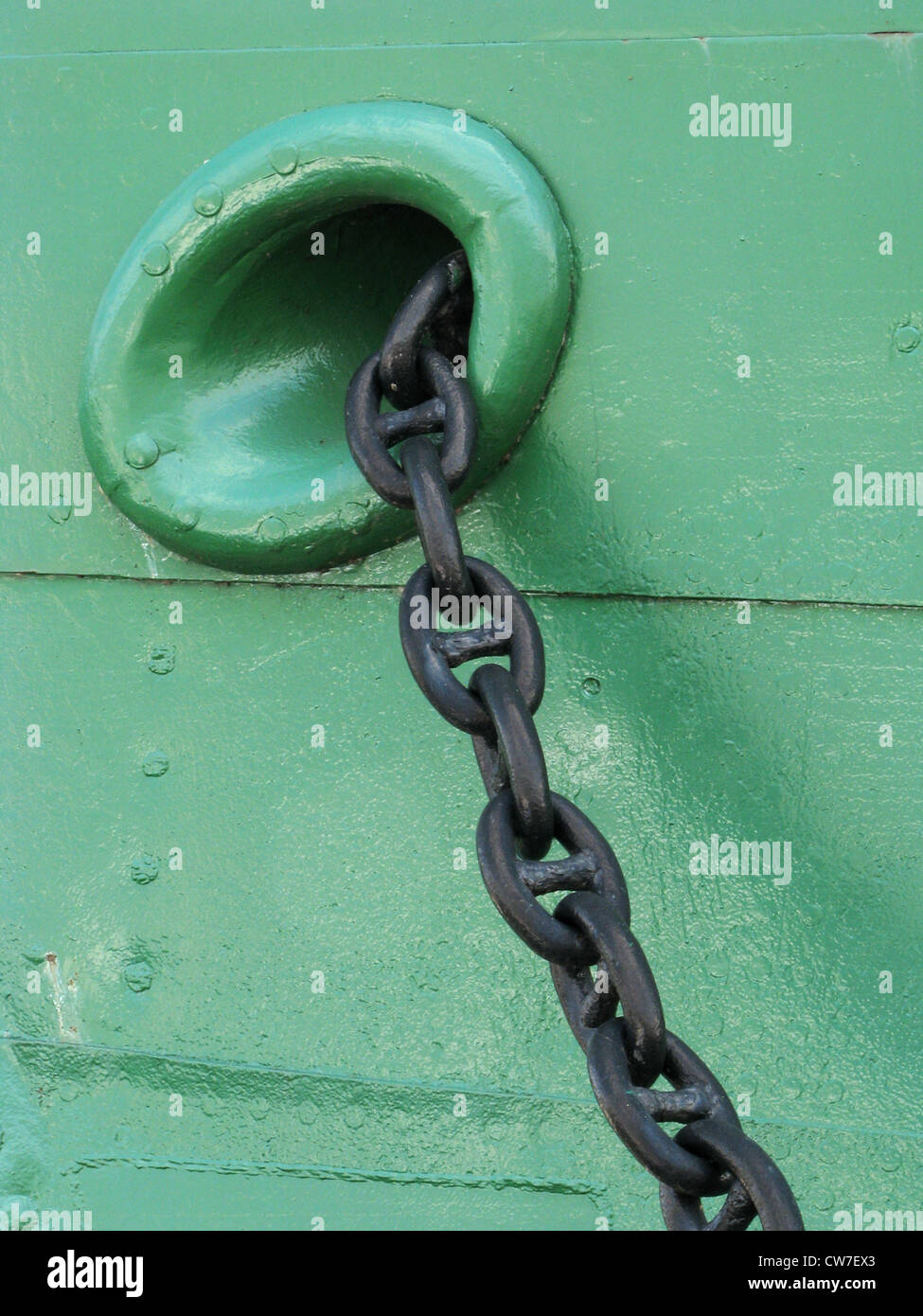 Metal chain of ship hi-res stock photography and images - Alamy