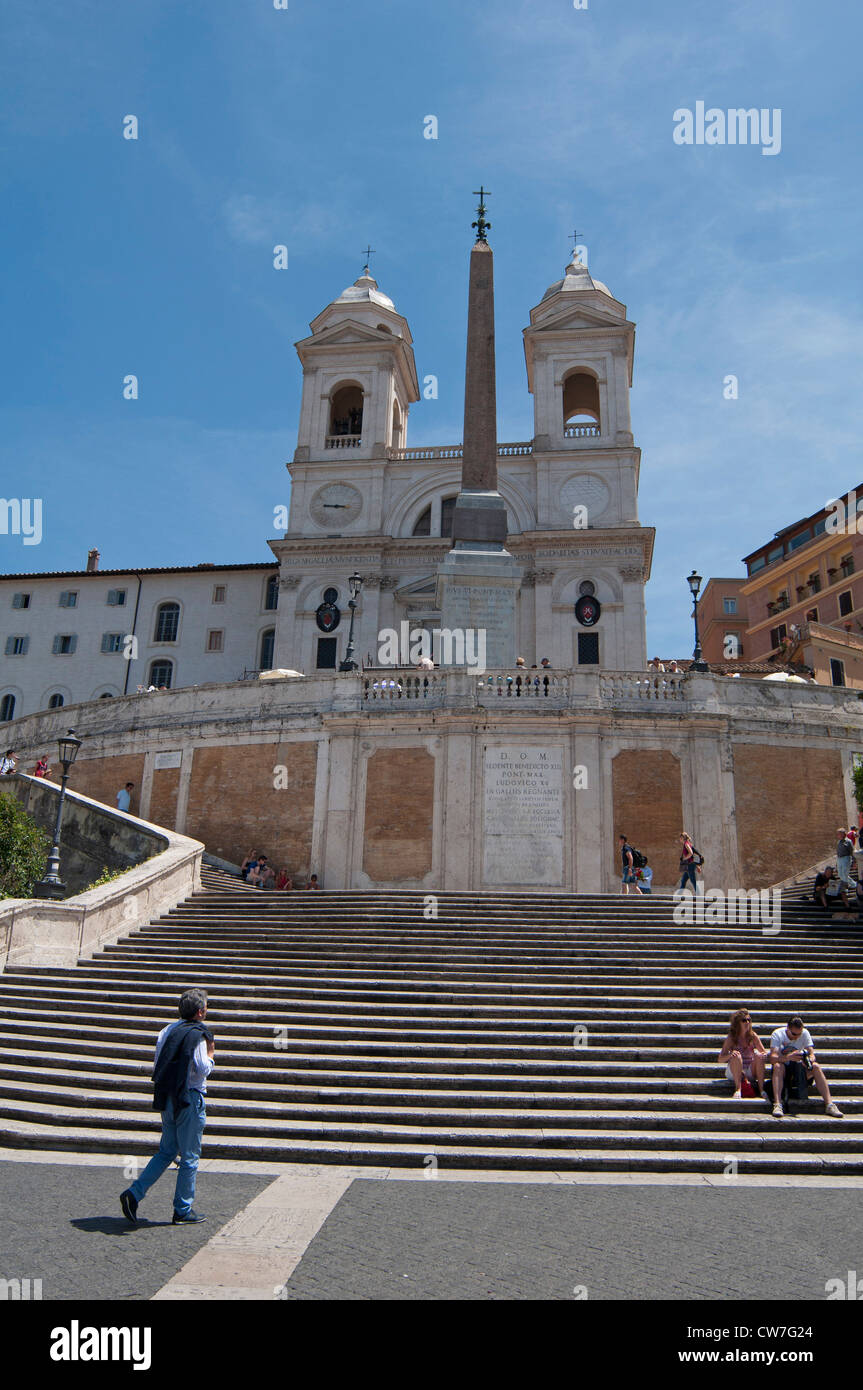 The Spanish Steps with the Trinità dei Monti church at the top, Rome ...
