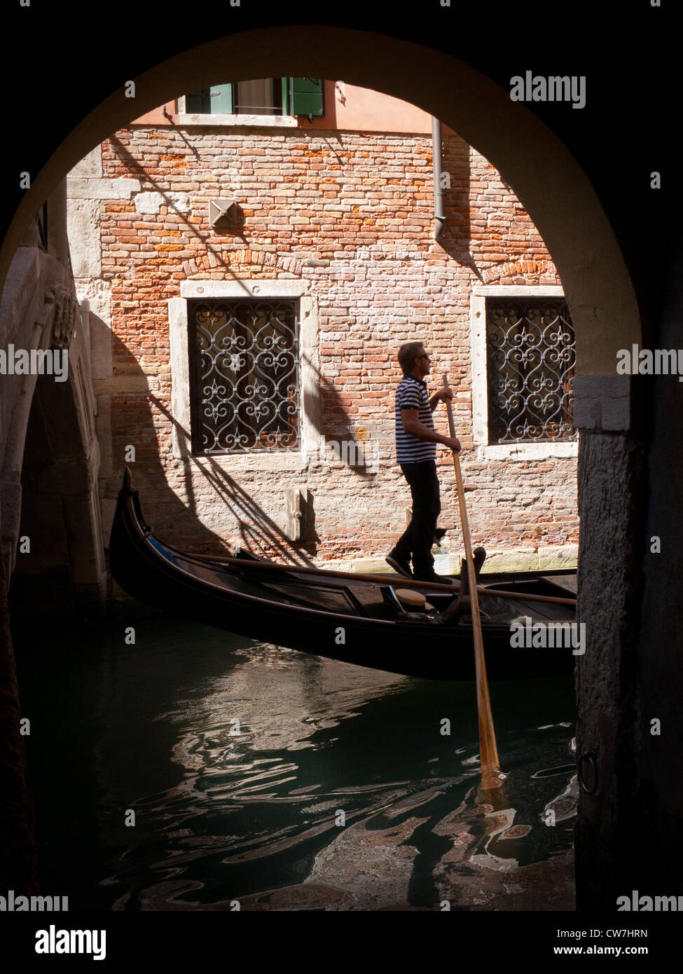Archway venice hi-res stock photography and images - Alamy