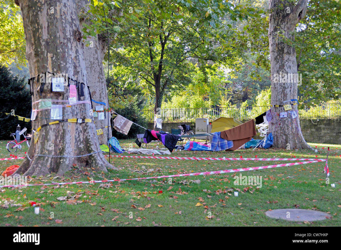 Train station barrier tape hi-res stock photography and images - Alamy