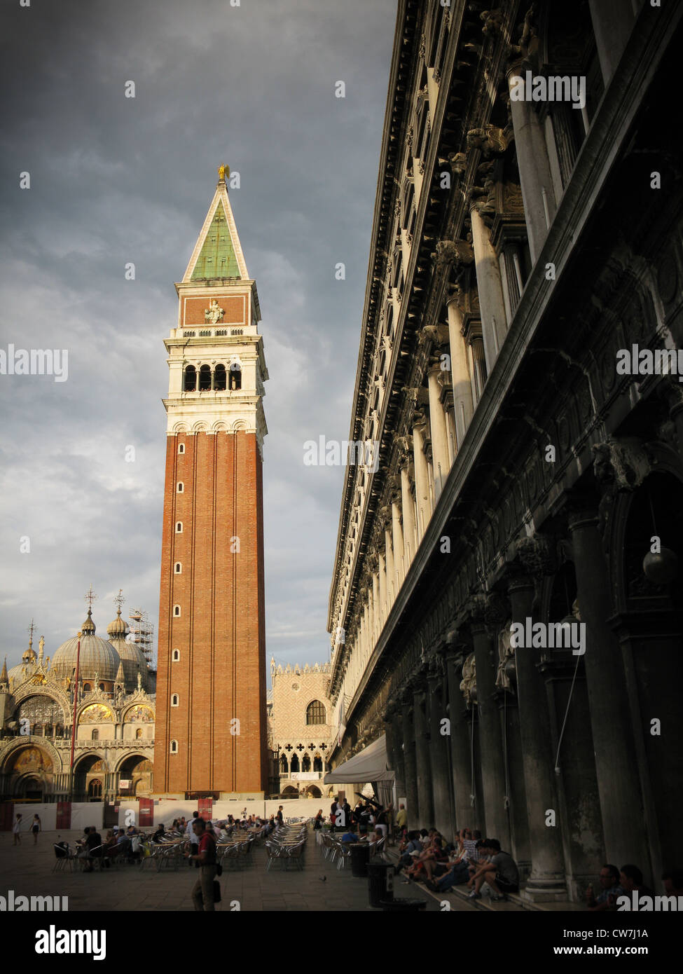 Campanile of st marks basilica hi-res stock photography and images - Alamy
