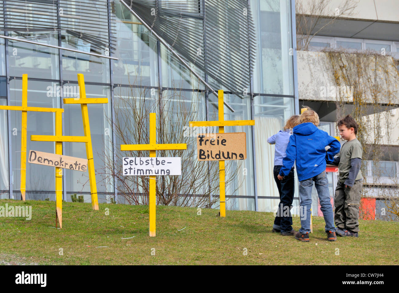 students' protest crosses in front of the university demanding free ...
