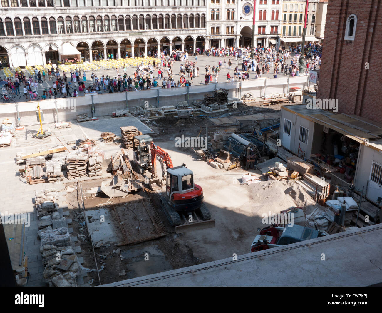 St Marks Square undergoes flood defence repairs, Venice, Italy Stock ...