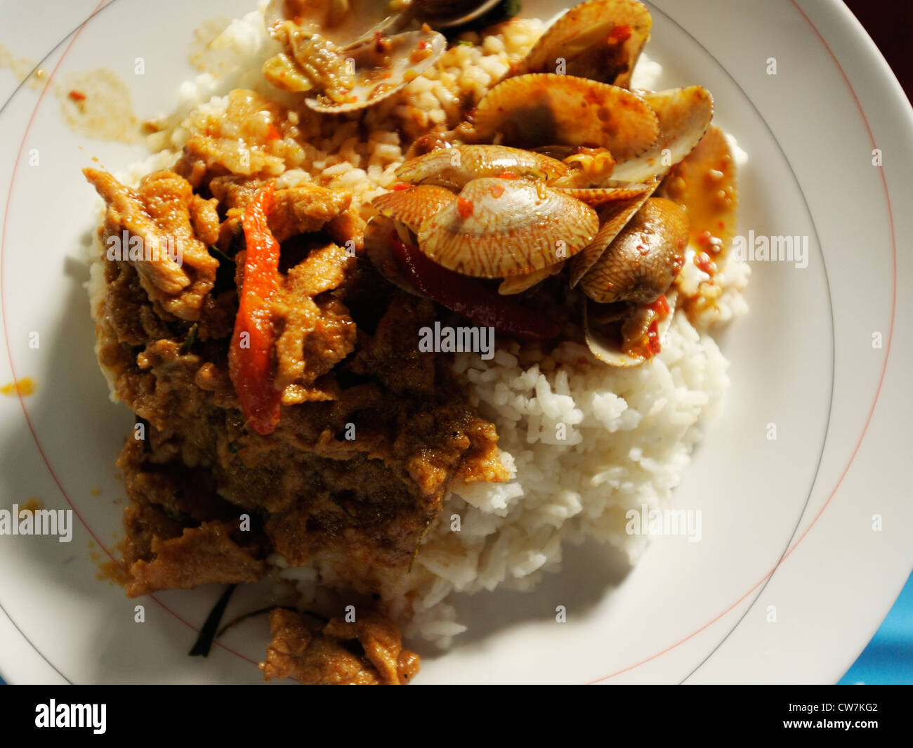 Khao rad keang (Thai fast food), rice with two toppings , typical lunch ...