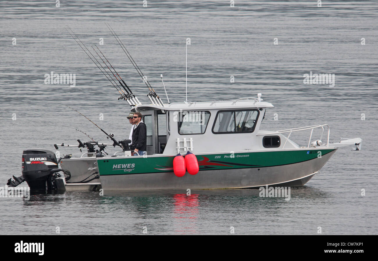 Aluminum fishing boat hi-res stock photography and images - Alamy
