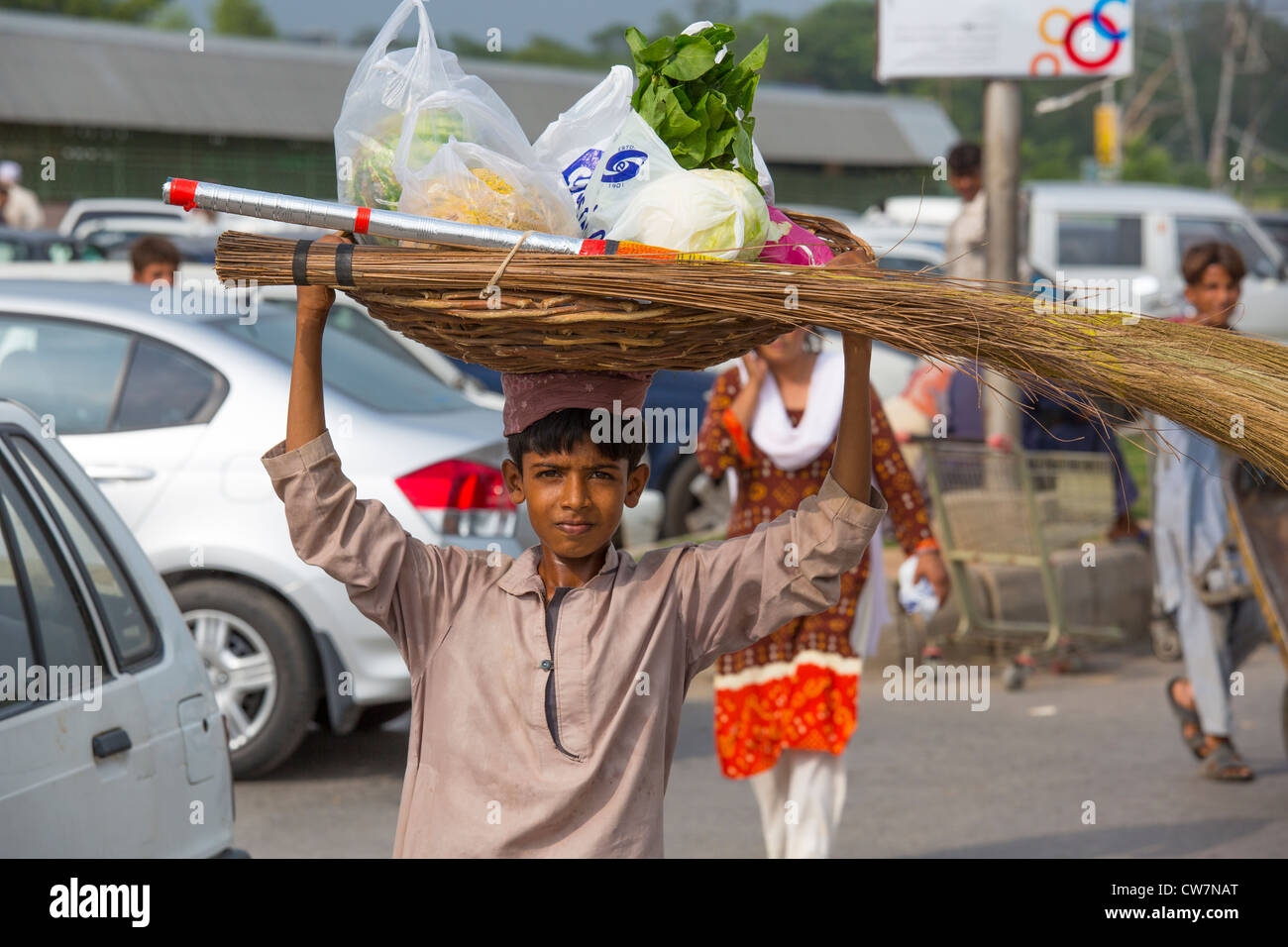 Child labour pakistan hi-res stock photography and images - Alamy