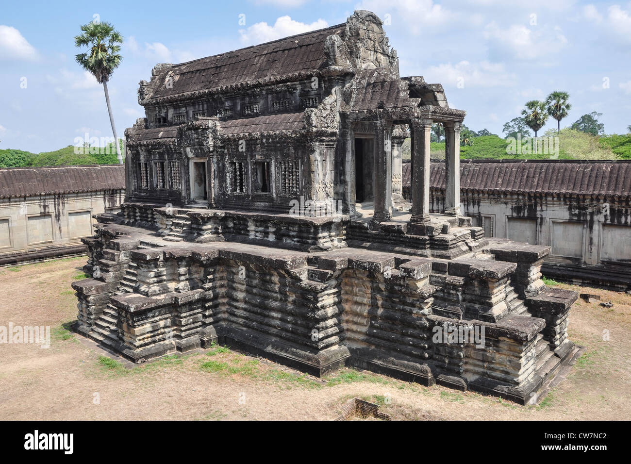 Ancient building stones columns hi-res stock photography and images - Alamy