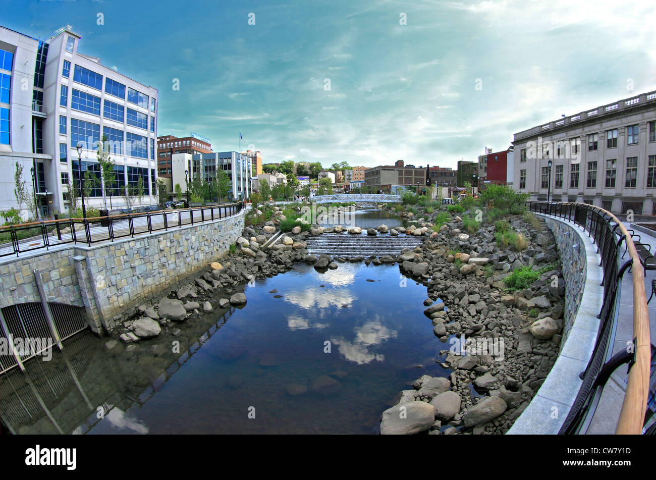 Larkin Plaza downtown Yonkers New York Stock Photo - Alamy