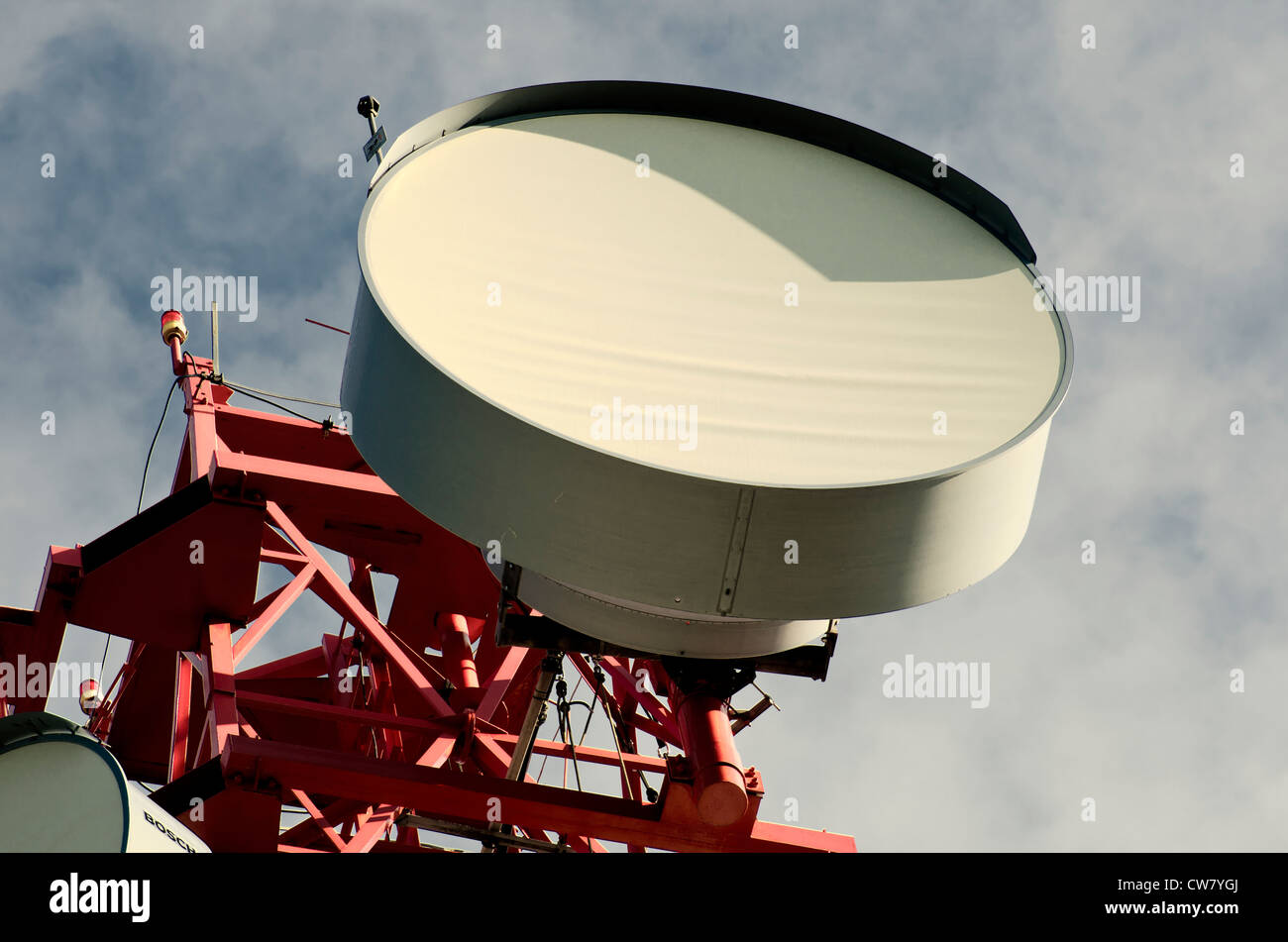 Communication media engineering antenna hi-res stock photography and ...