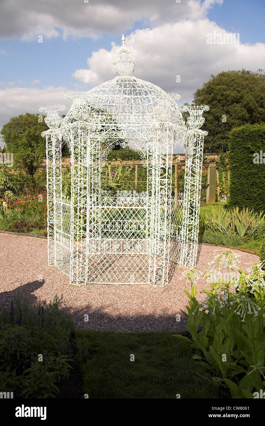 Rhs partner gardens hi-res stock photography and images - Alamy