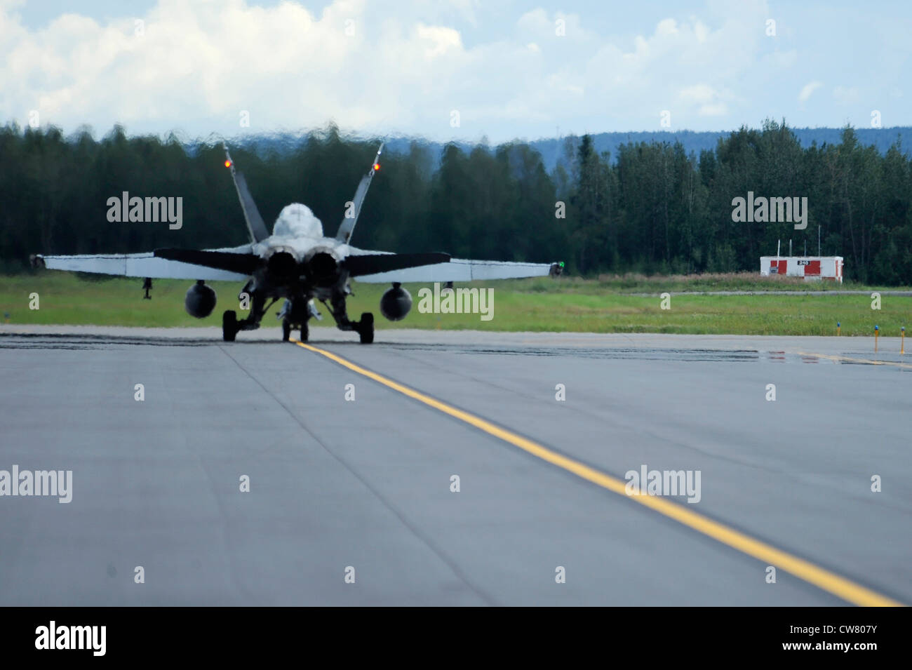 A U.S. Navy EA-18G Growler assigned to the Electronic Attack Squadron ...