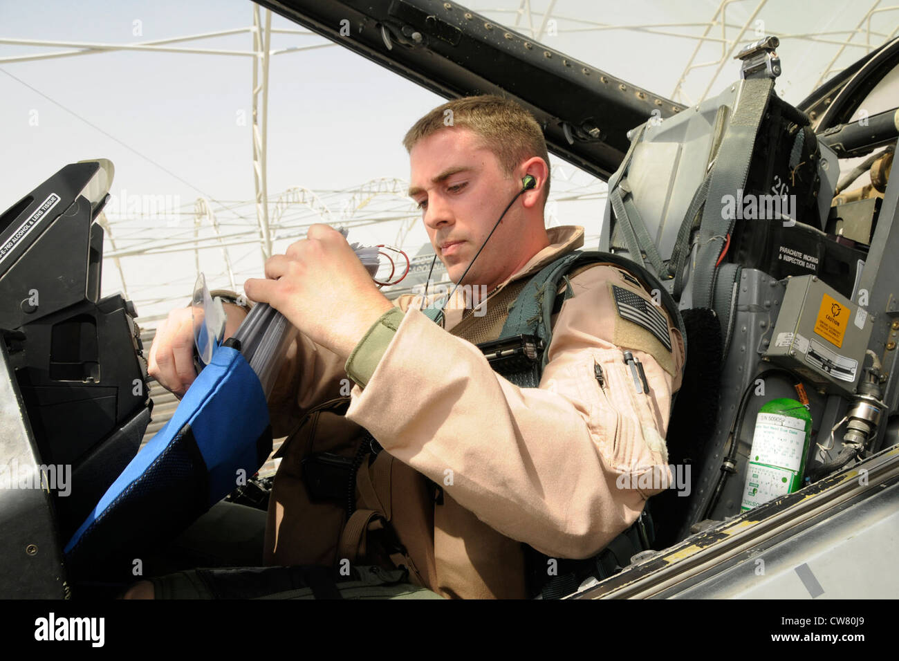 148 fighter wing hi-res stock photography and images - Alamy