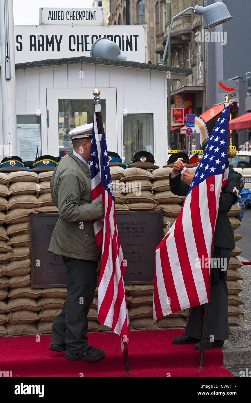 Checkpoint Charlie, Berlin Stock Photo - Alamy