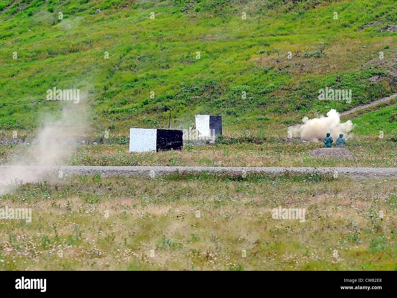 Pop up targets hi-res stock photography and images - Alamy