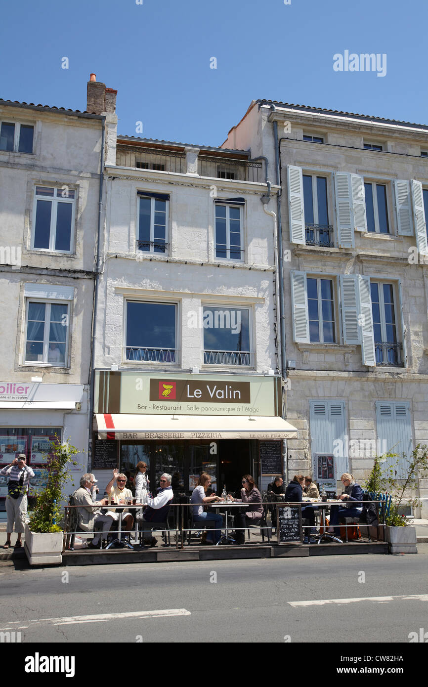 Valin hi-res stock photography and images - Alamy