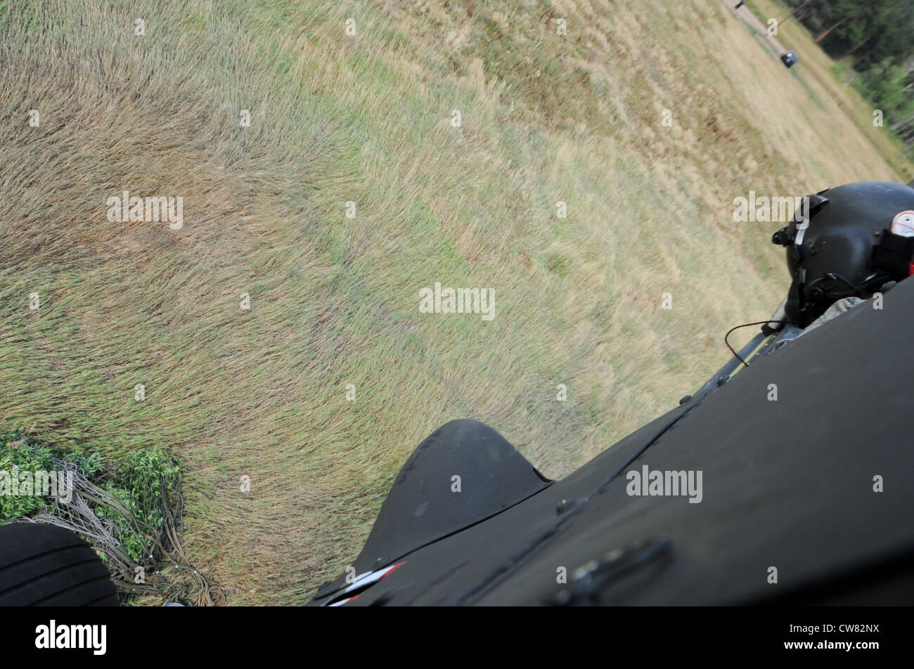 Colo using uh 60 helicopter equipped with hoist nets hi-res stock ...