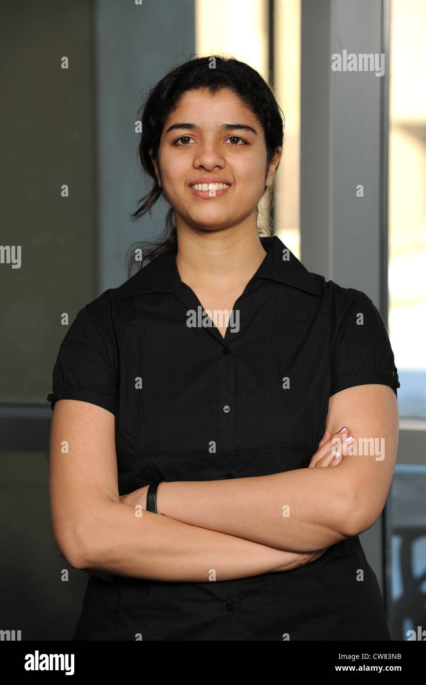 Businesswoman in office building hi-res stock photography and images ...